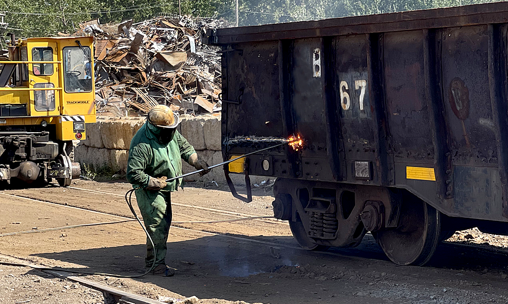 Services - Railcar Scrapping - All American Recycling